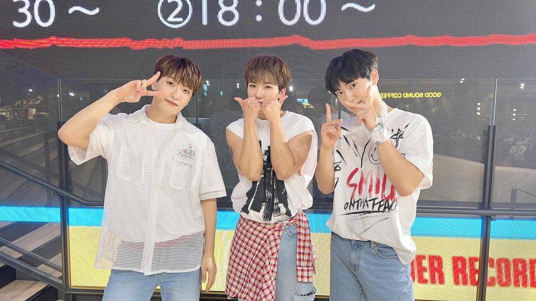 221013 セブンパーク天美 | Peachy!! ～FAVE1（페이브원・백퍼센트）の活動記録まとめ～